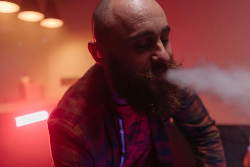 The Science of Vaping: How E-Cigarettes Compare to Traditional Smoking